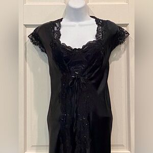 Soma | Intimates & Sleepwear | Soma Gorgeous Black Satin And Lace Robe ...